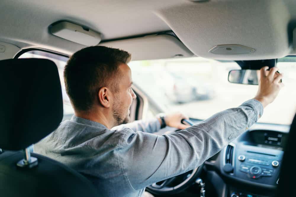 5 Ways to Become a More Responsible Driver