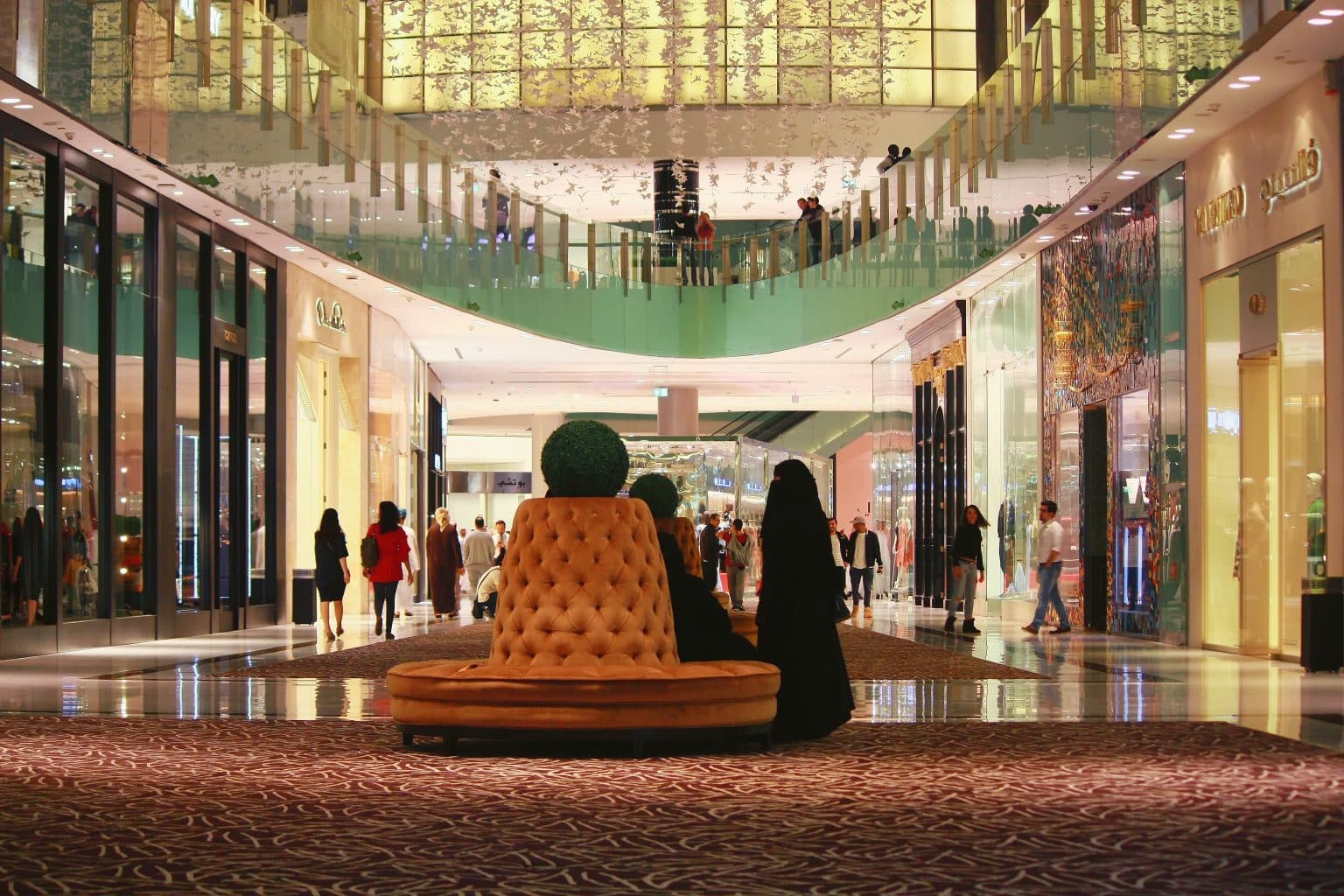 Luxury Shopping in Dubai: A Guide to the Best Designer Boutiques & Malls